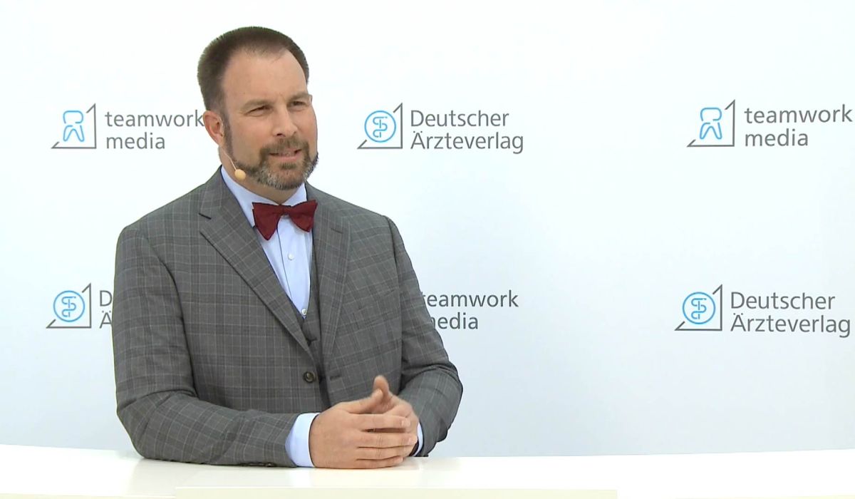 Video-Interview: Dr. Tim Nolting auf der IDS in Köln | weißraum