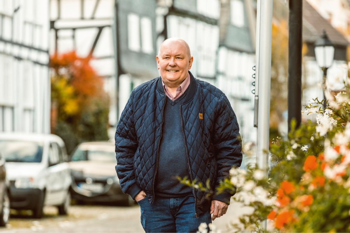 weißraum clinic Schöne Zähne und Zahnimplantate Siegerland | weißraum
